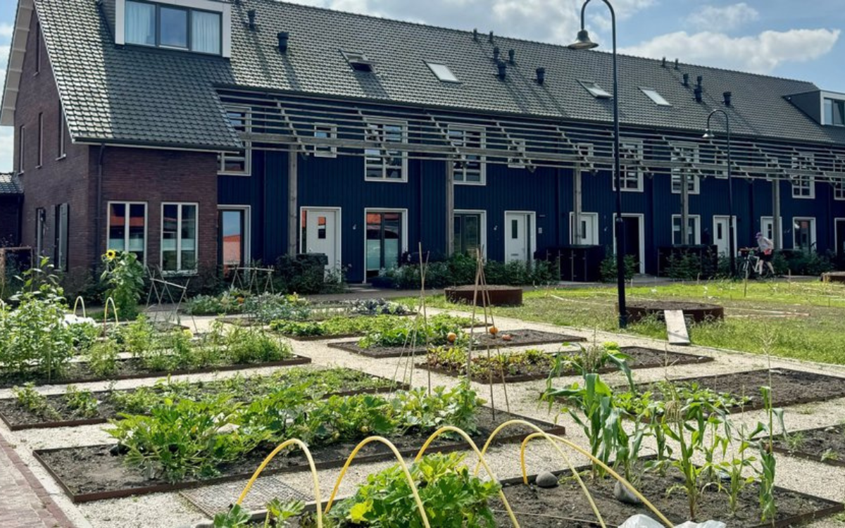 Excursie naar Hugo’s tuin: Groene wijk met noaberschap | ZorgSaamWonen